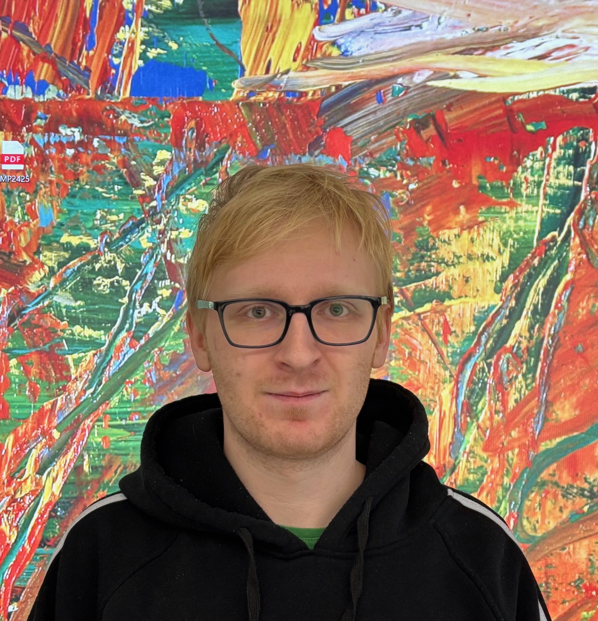 Maximilian Vieweg - Theoretical Physics: Lab for Emergent Phenomena